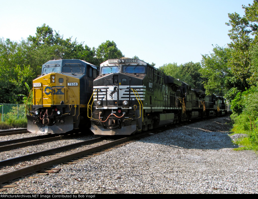 CSX 7658 and NS 8007